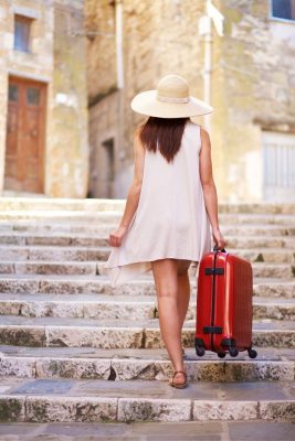 The best luggage for Italy travel in 2020: carry-on + checked bags reviews